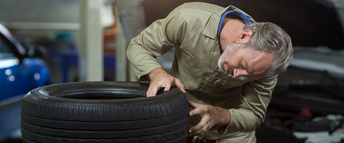 ¿Cuándo cambiar las llantas de tu carro? Guía completa 2025